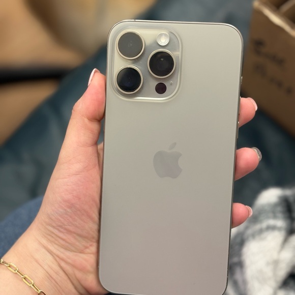 Apple | Cell Phones & Accessories | Apple Iphone Silver | Poshmark